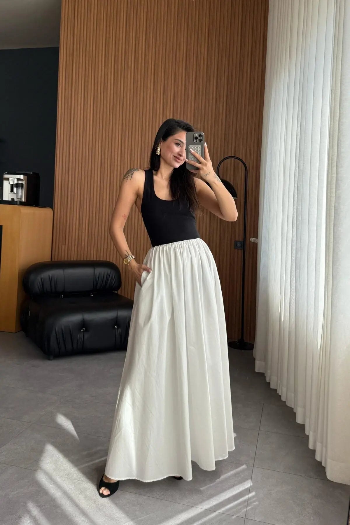 DOUBLE COLOR BLACK-WHITE LONG DRESS – ARVERNA